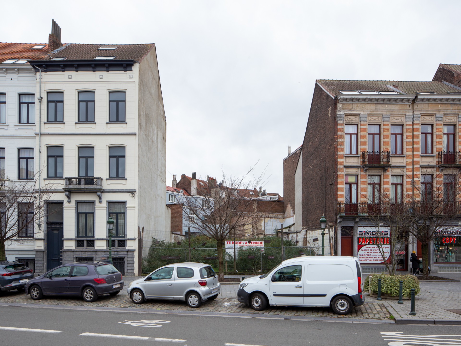 CRU6 - AUTOUR DE SIMONIS - bma